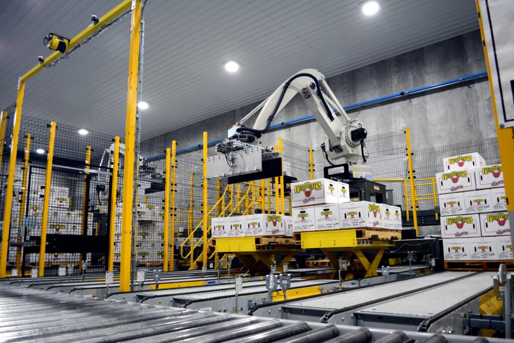Robotic Palletizing Systems | Columbia/Okura